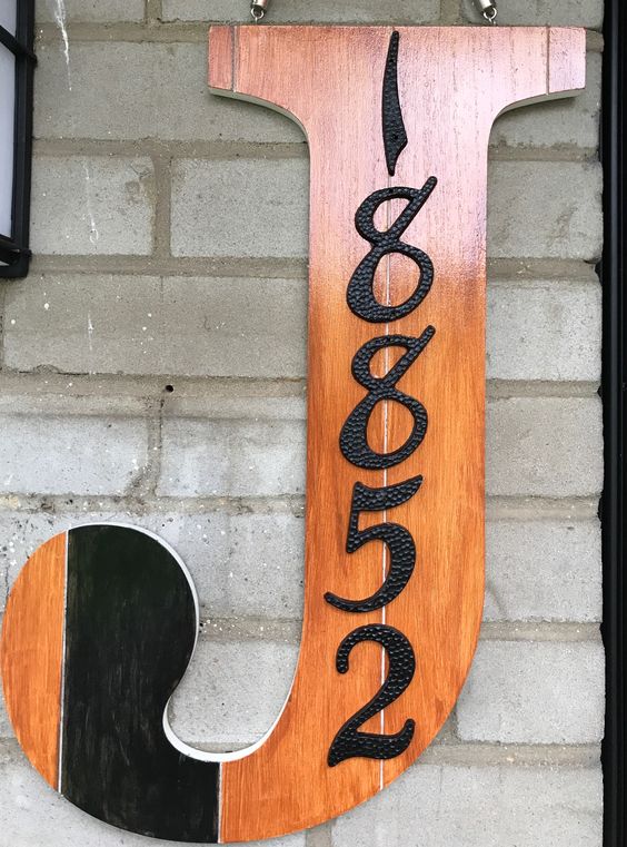 25 Unique And Whimsy House Numbers Ideas - DigsDigs