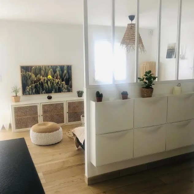 69 Cool Ways To Use And Hack IKEA Trones - DigsDigs