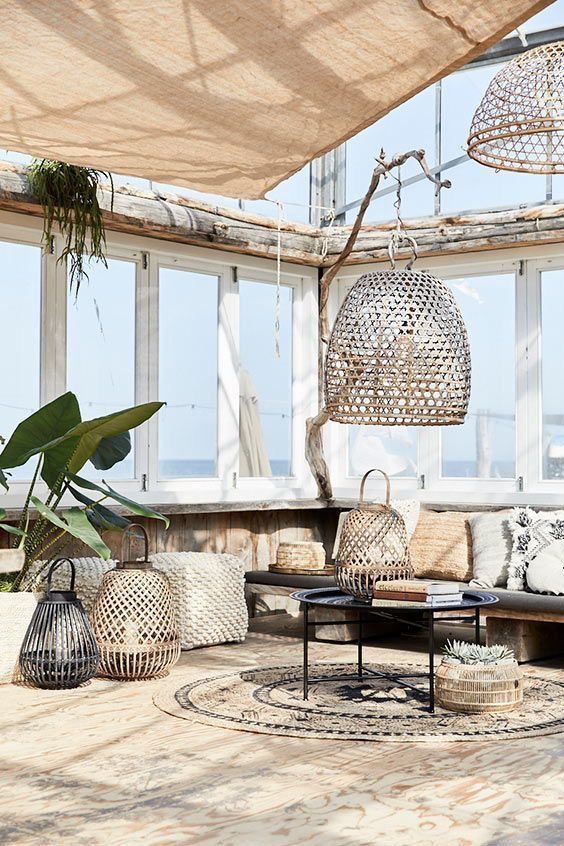 25 Tropical Patio, Balcony And Terrace Designs - DigsDigs