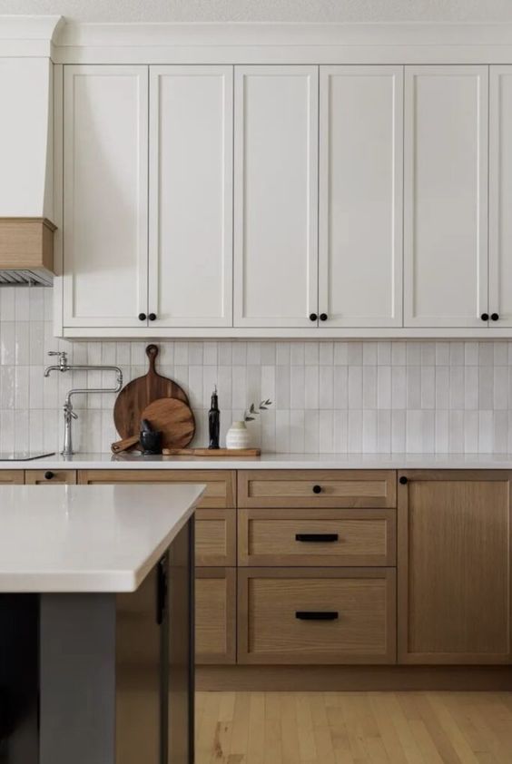 93 Edgy And Bold Skinny Tile Backsplashes - DigsDigs