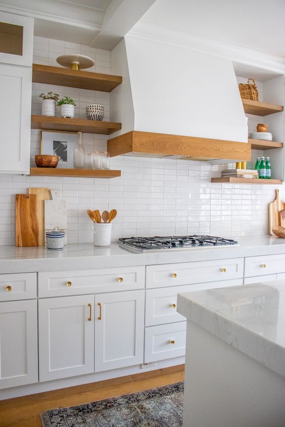 93 Edgy And Bold Skinny Tile Backsplashes - DigsDigs