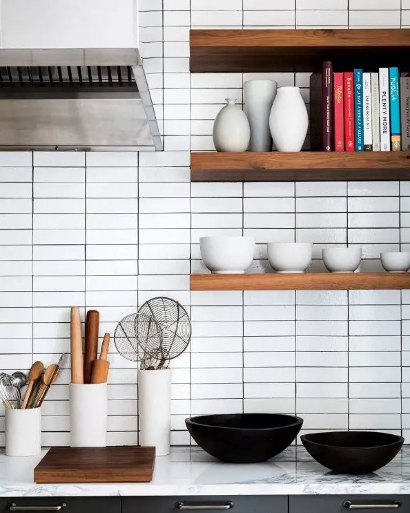 93 Edgy And Bold Skinny Tile Backsplashes - DigsDigs