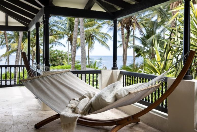 Restored 1920s Historic Home In Puerto Rico - DigsDigs