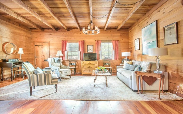 Historic Savannah Cottage With Impeccable Charm - DigsDigs