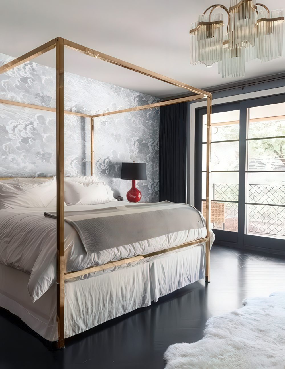 25 Edgy Ways To Style Your Canopy Bed - DigsDigs