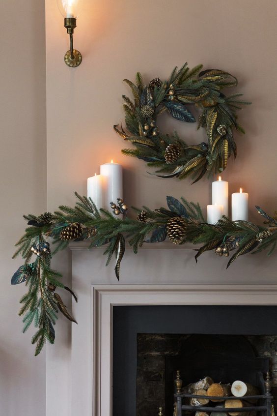 25 Christmas Greenery Garlands For Indoors And Outdoors - DigsDigs