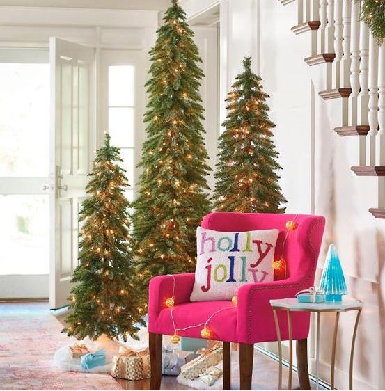 86 Beautiful Multiple Christmas Trees Ideas - DigsDigs