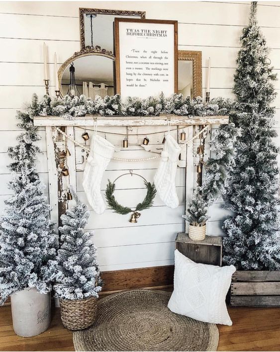 86 Beautiful Multiple Christmas Trees Ideas - DigsDigs