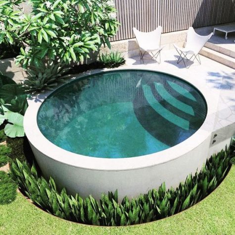 23 Round Pools You'll Never Want To Leave - DigsDigs