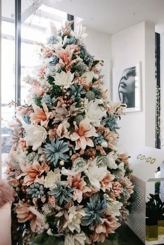 26 Whimsical Floral Christmas Tree Decor Ideas Digsdigs