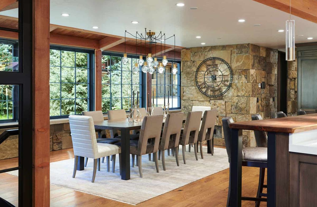 Cozy Barn-Inspired House In Copper Mountains - DigsDigs