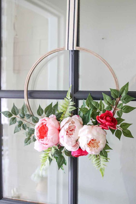 52 Gorgeous Spring Wreaths And Their Alternatives - DigsDigs