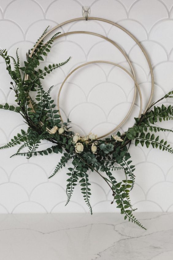 52 Gorgeous Spring Wreaths And Their Alternatives - DigsDigs