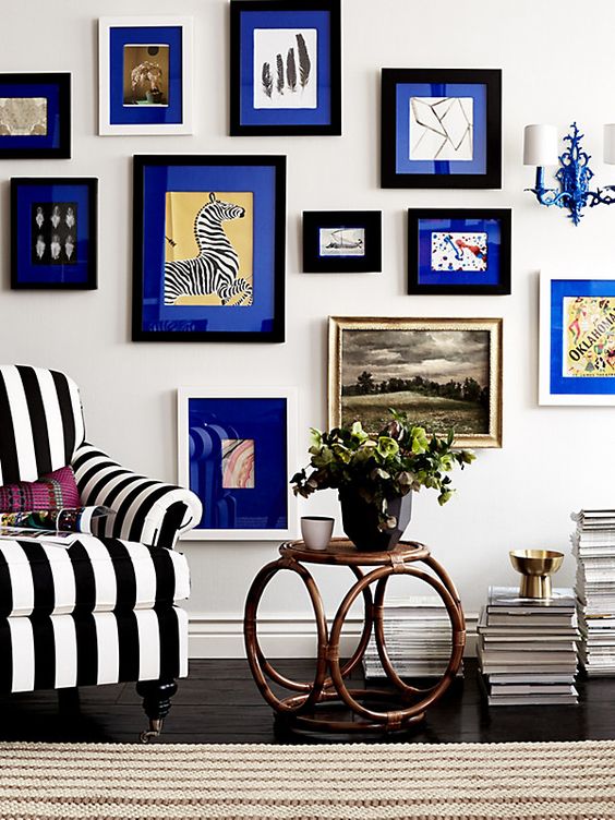 70 Free Form Gallery Wall Ideas That Inspire - DigsDigs