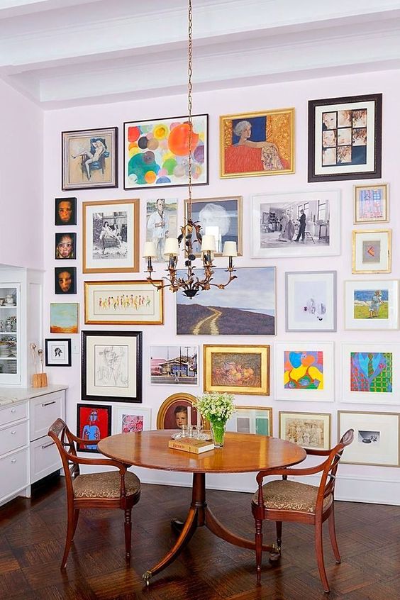 70 Free Form Gallery Wall Ideas That Inspire - DigsDigs
