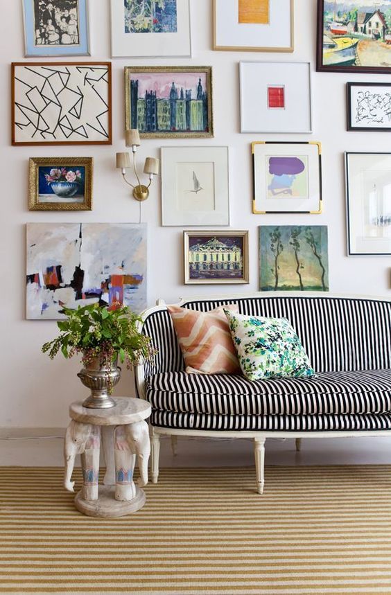 70 Free Form Gallery Wall Ideas That Inspire - DigsDigs