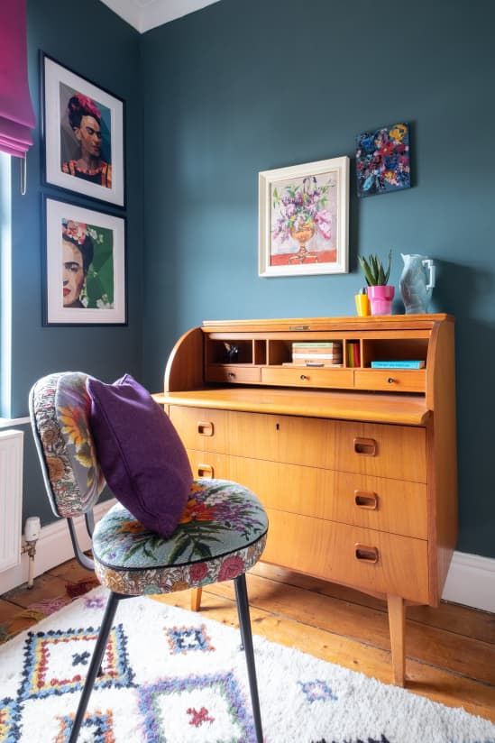 29 Outstanding Maximalist Home Offices That Inspire - DigsDigs