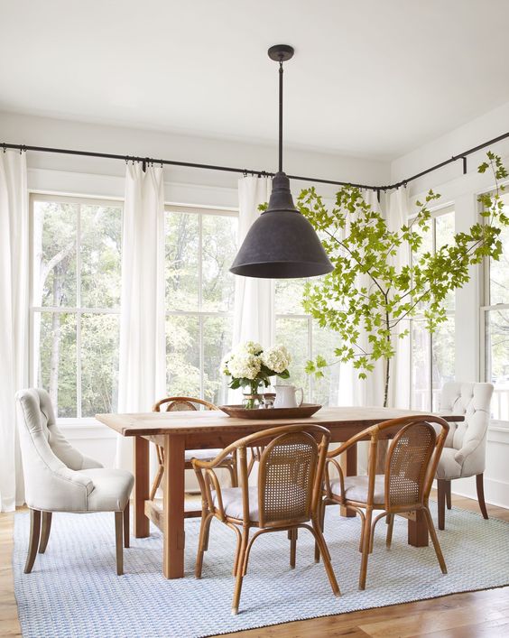 35 Cozy And Welcoming Modern Country Dining Rooms - DigsDigs