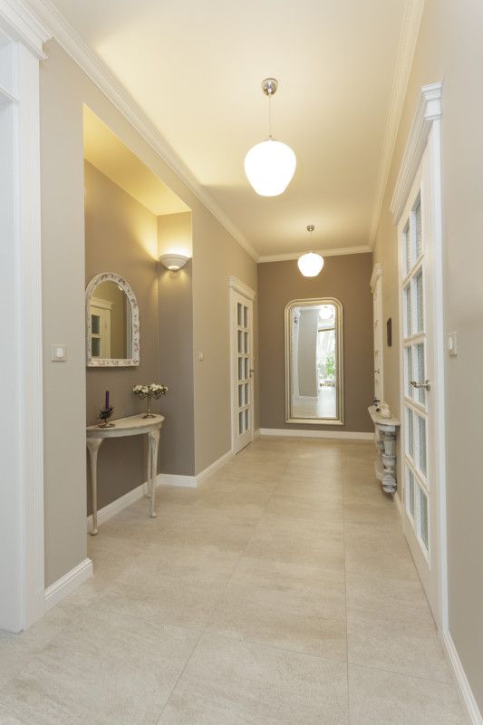 35 Timeless Greige Entryway Decor Ideas - DigsDigs