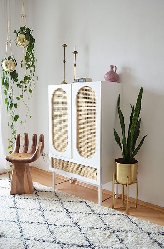 40 Timelessly Elegant Cane Furniture Ideas - DigsDigs