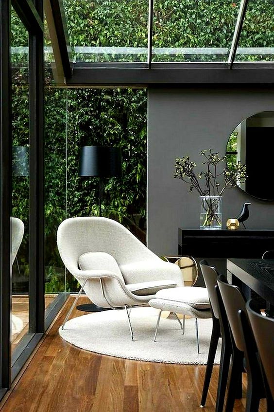39 Timeless And Cozy Womb Chairs With Ottomans - DigsDigs
