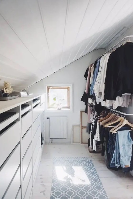 46 Attic Closets And Tips To Organize Them - DigsDigs