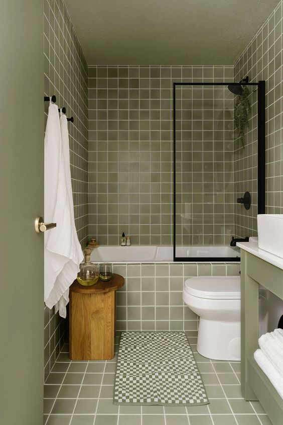 64 Cool Square Tile Ideas For Bathrooms - DigsDigs