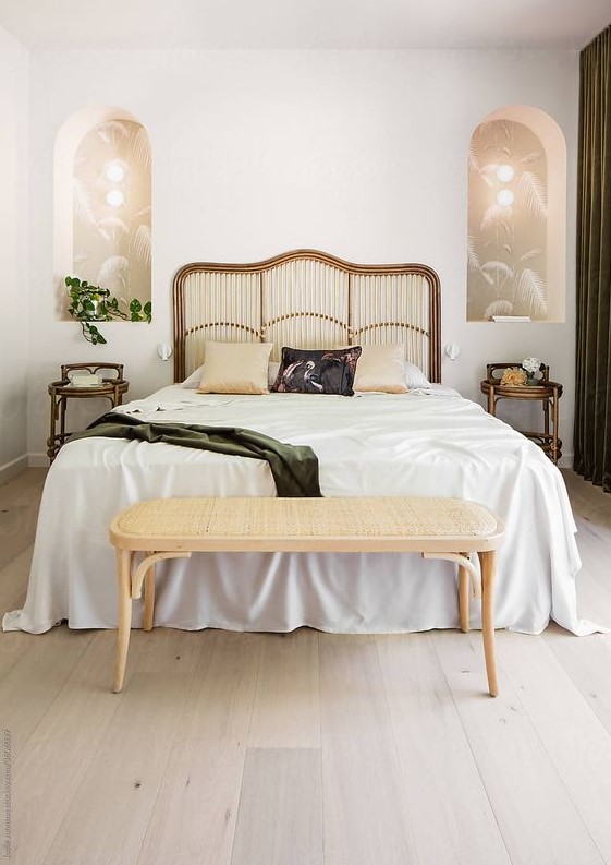 46 Practical And Decorative Bedroom Niche Shelves - DigsDigs
