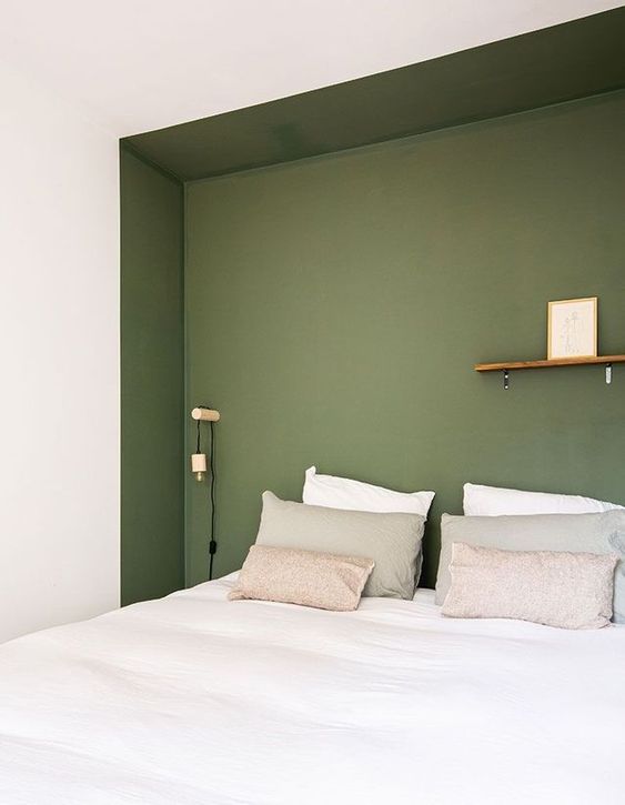 46 Practical And Decorative Bedroom Niche Shelves - DigsDigs