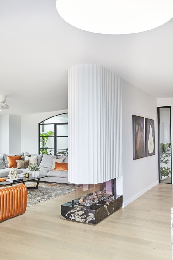 49 Trendy And Chic Fluted Fireplace Ideas - DigsDigs