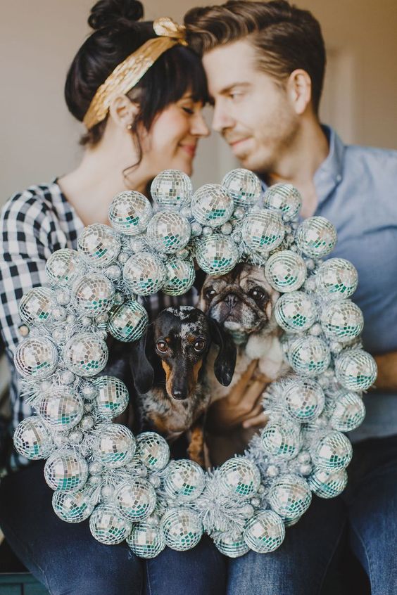 58 Shiny Disco Ball NYE Party Decor Ideas - DigsDigs
