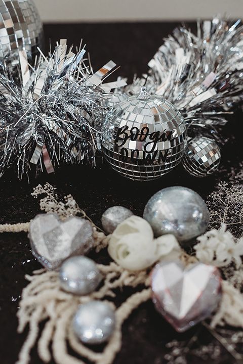 58 Shiny Disco Ball NYE Party Decor Ideas - DigsDigs