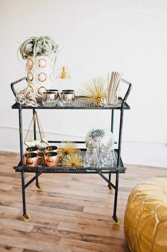 58 Shiny Disco Ball NYE Party Decor Ideas - DigsDigs