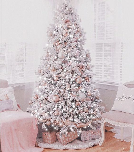 52 Delicate Pastel Christmas Tree Decor Ideas - DigsDigs