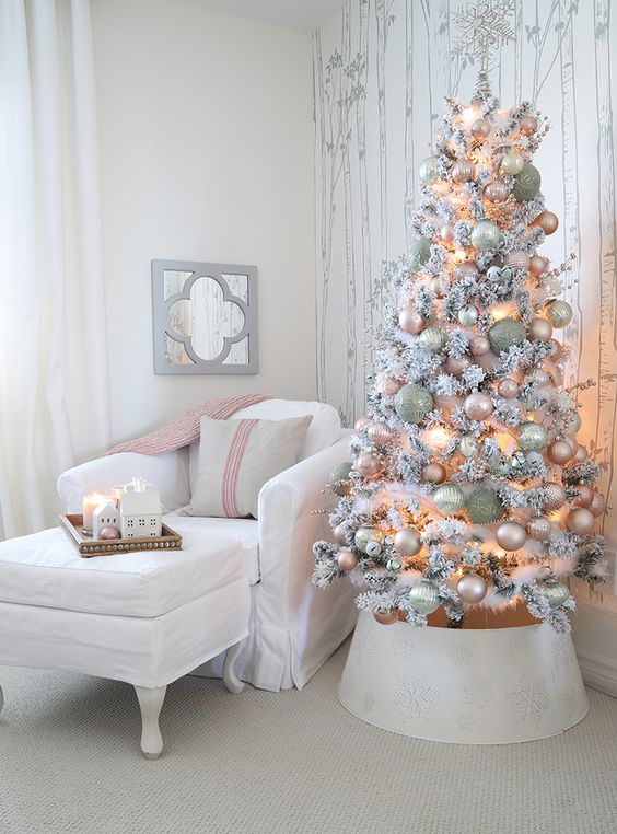 52 Delicate Pastel Christmas Tree Decor Ideas - DigsDigs