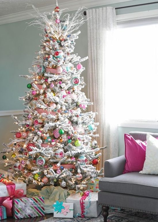 65 Best Colorful Christmas Tree Decor Ideas - DigsDigs