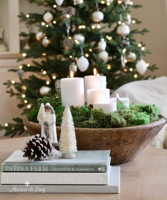 59 Lovely Christmas Bowl Decor Ideas - DigsDigs