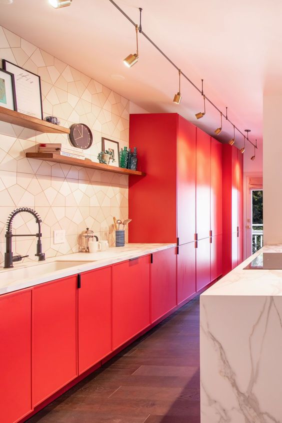 57 Bold Red Kitchen Decor Ideas That Wow - DigsDigs
