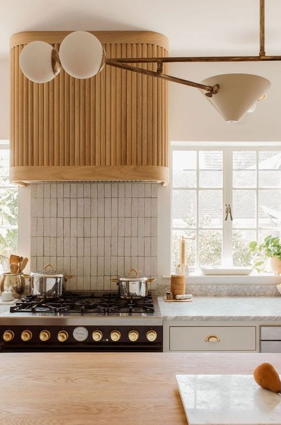 54 Statement Kitchen Hoods For A Wow Effect - DigsDigs
