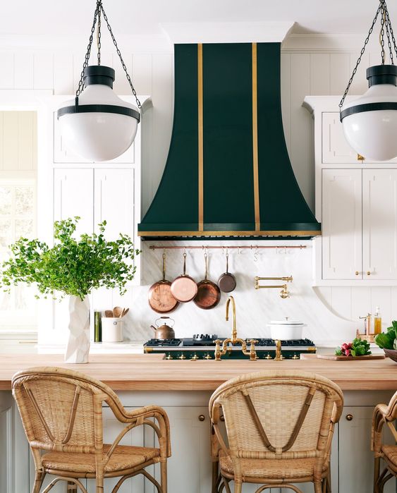 54 Statement Kitchen Hoods For A Wow Effect - DigsDigs