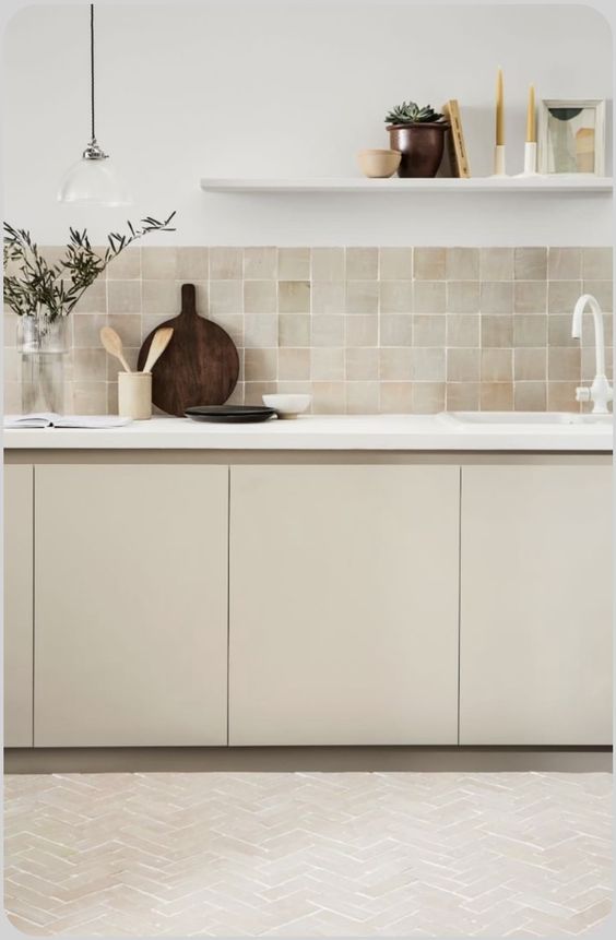 60 Edgy And Trendy Zellige Tile Backsplashes - DigsDigs