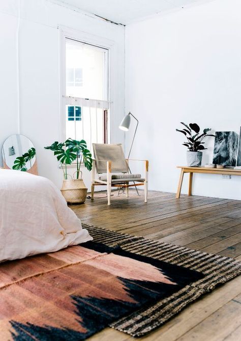 Guide To Layer Rugs And 51 Stylish Ideas - DigsDigs