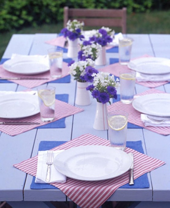13 Cool Ideas of 4th of July Table Decorations - DigsDigs