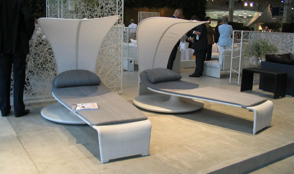 Elegant Outdoor Chaise Lounge - Summer Cloud By Dedon - DigsDigs