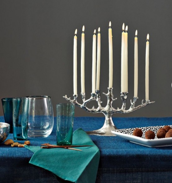 10 Stylish Menorah Designs - DigsDigs