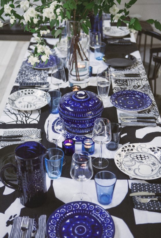 37 Awesome Midsummer Table Settings - DigsDigs