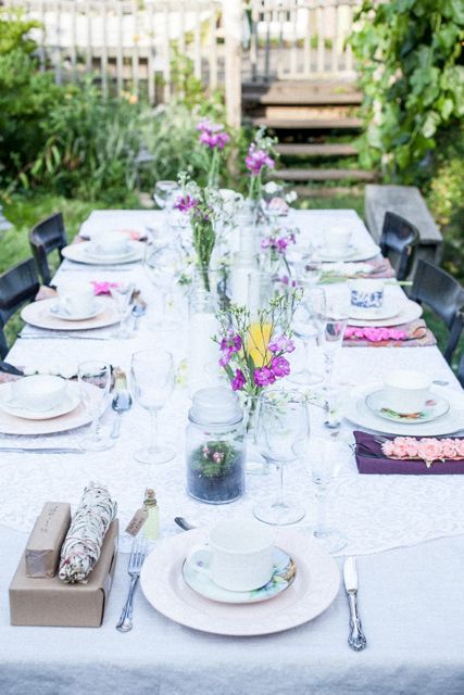 37 Awesome Midsummer Table Settings - DigsDigs