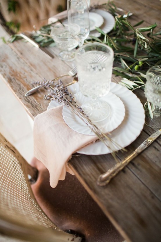 37 Awesome Midsummer Table Settings - DigsDigs