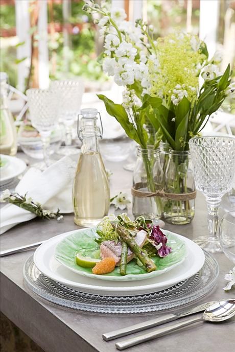 37 Awesome Midsummer Table Settings - DigsDigs