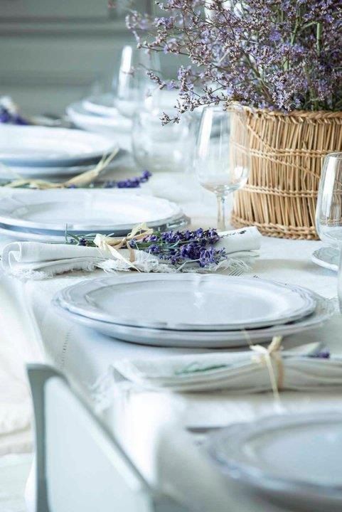 37 Awesome Midsummer Table Settings - DigsDigs